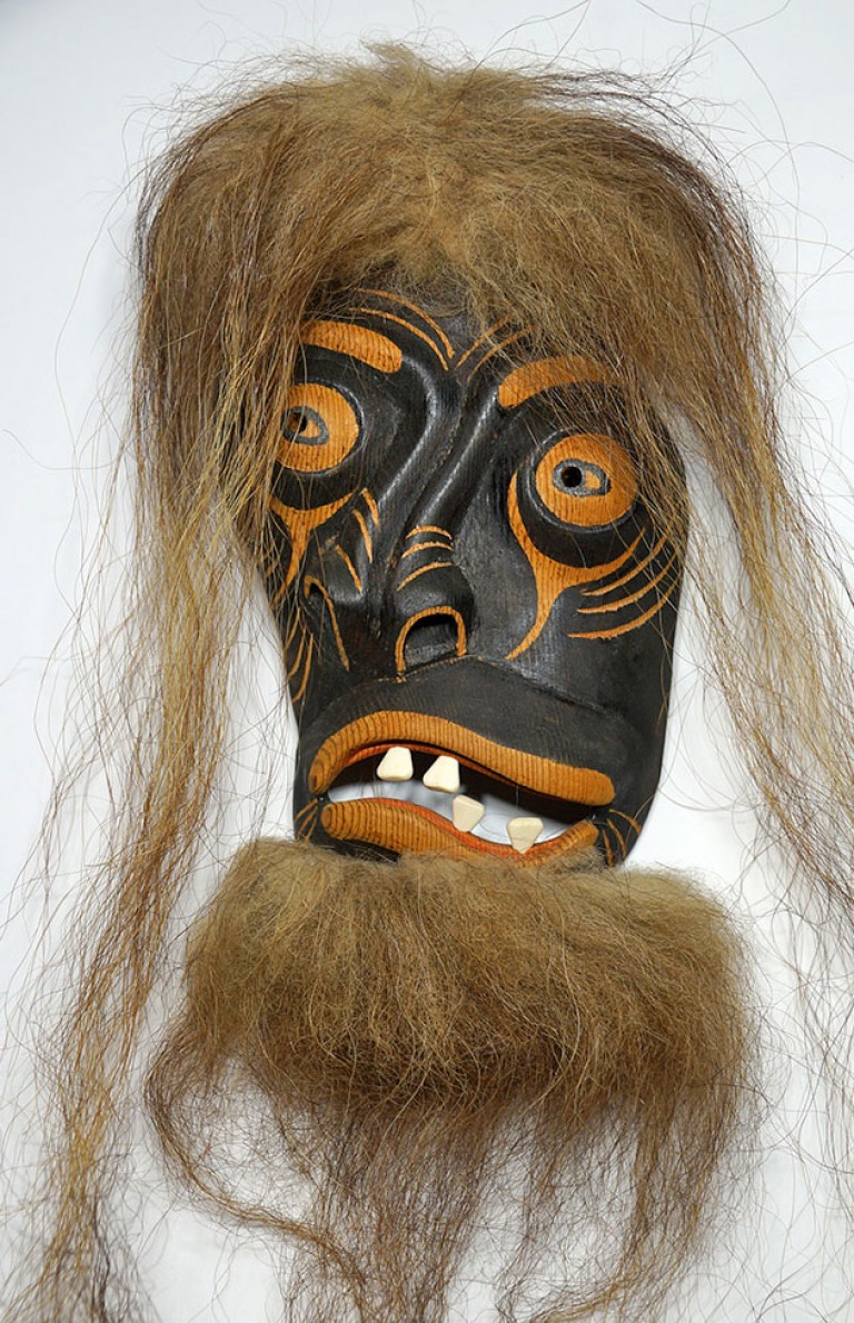 A mask from East Greenland – Masks of the World