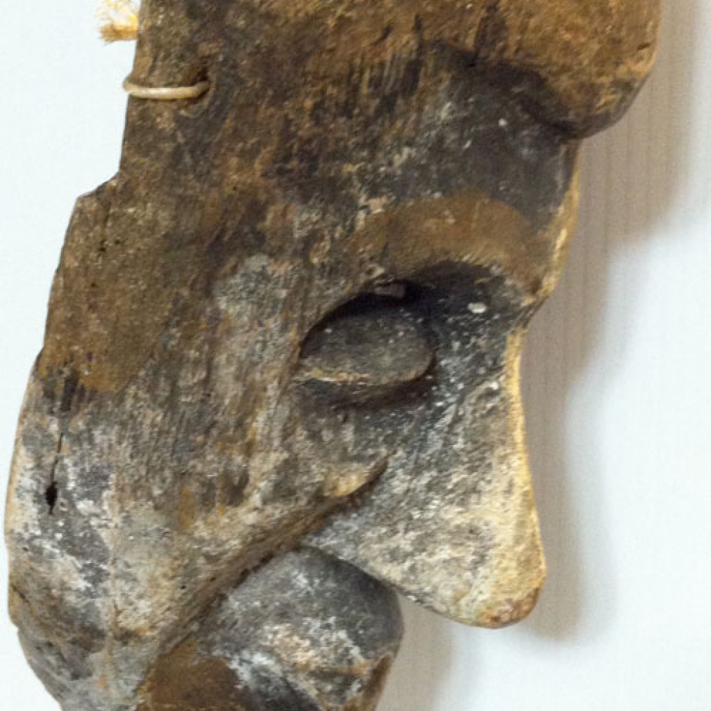 Old Oaxacan mask – Masks of the World