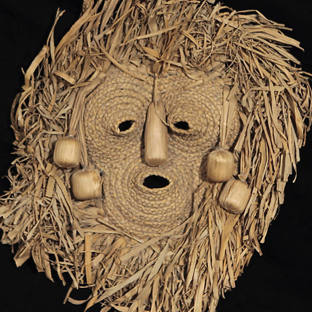Iroquois corn husk mask – Masks of the World