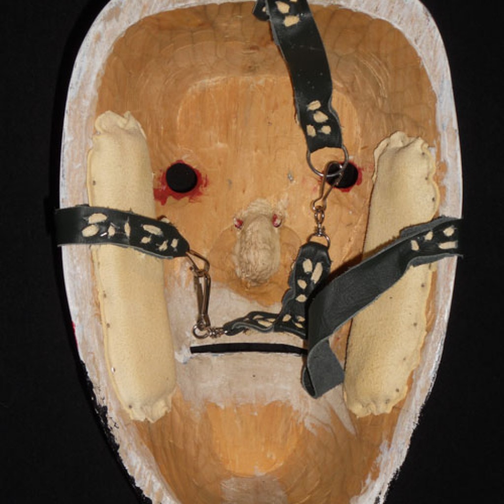 Payaso mask from the mountains of Ecuador – Masks of the World