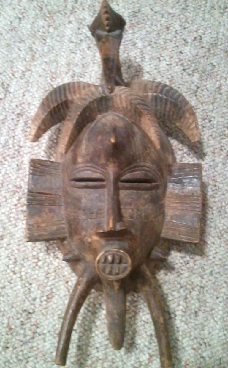 Another Senufo Kpelie mask – Masks of the World