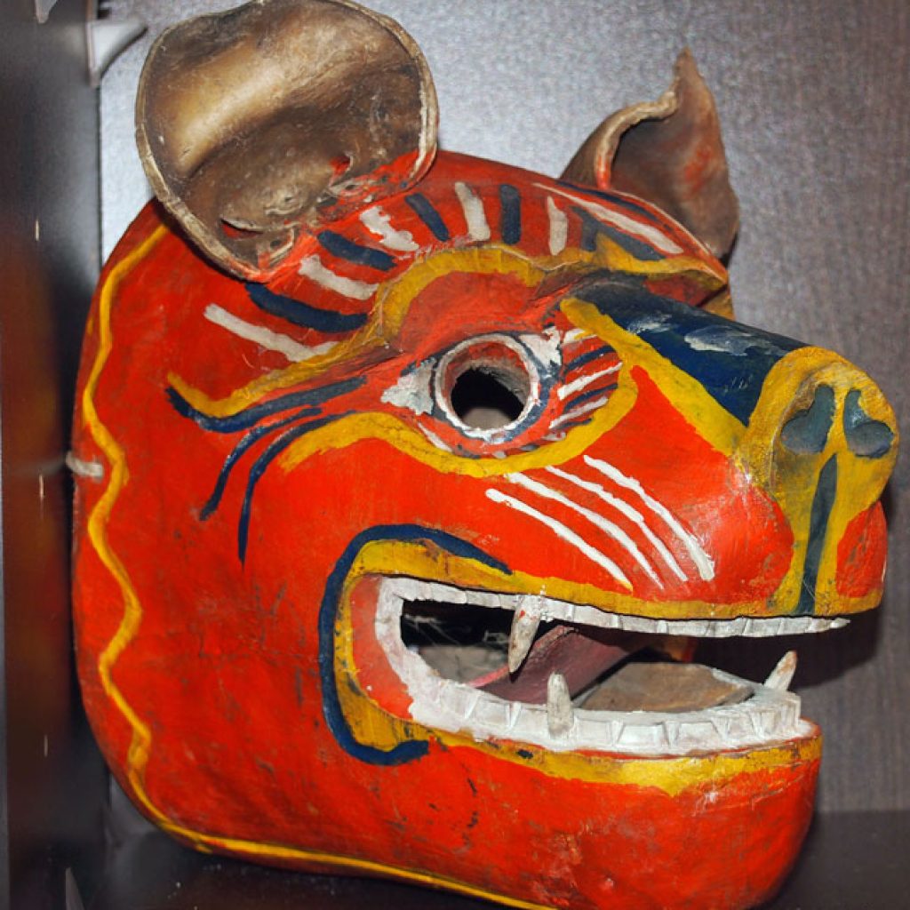 Ecuador pig mask – Masks of the World