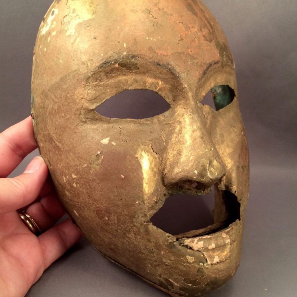 Old Venetian carnival mask – Masks of the World