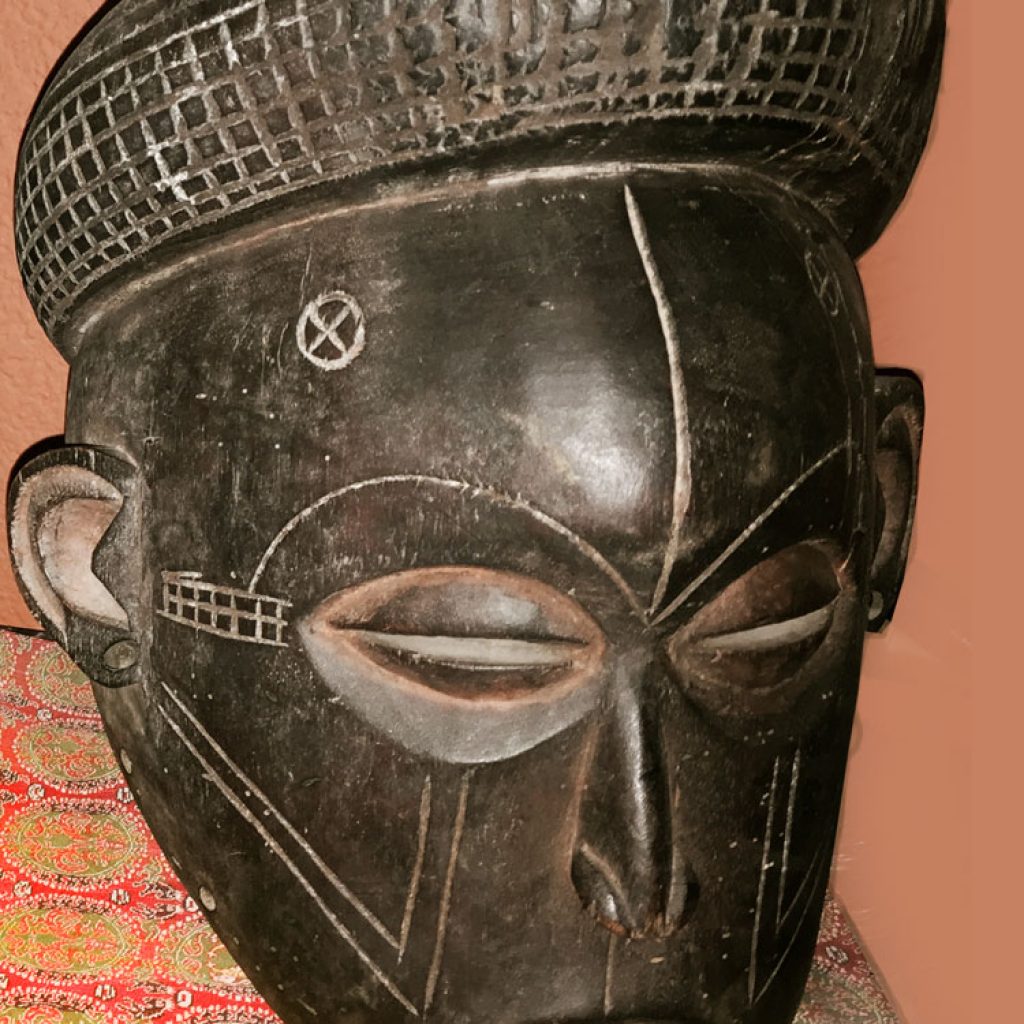 Lele mask from the Congo – Masks of the World