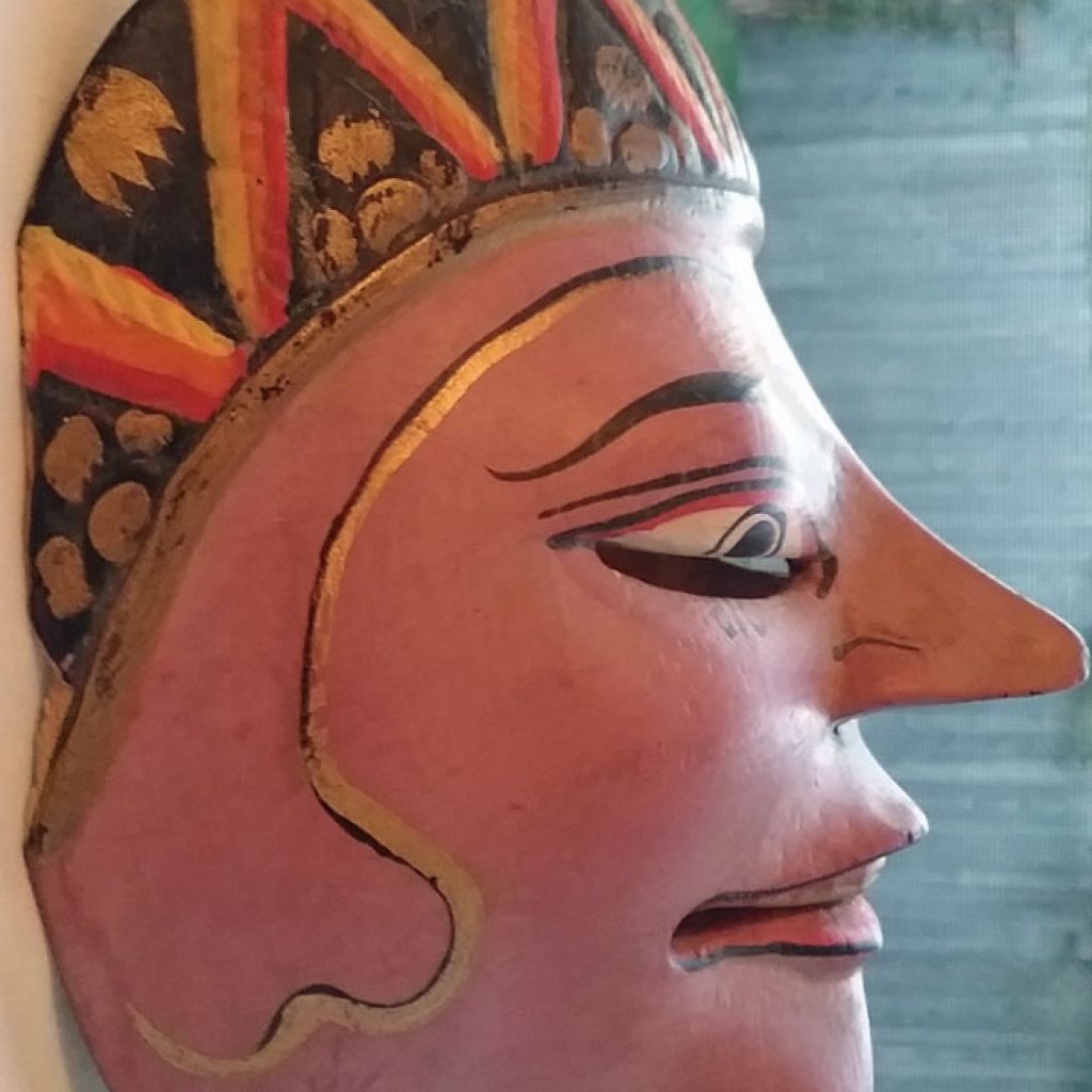 Javanese traditional dance mask – Masks of the World