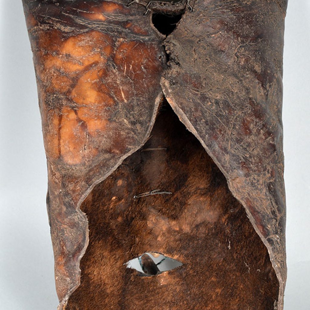 Another exciting mystery mask – Masks of the World