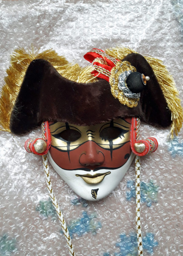 Classic Viennese carnival mask – Masks of the World