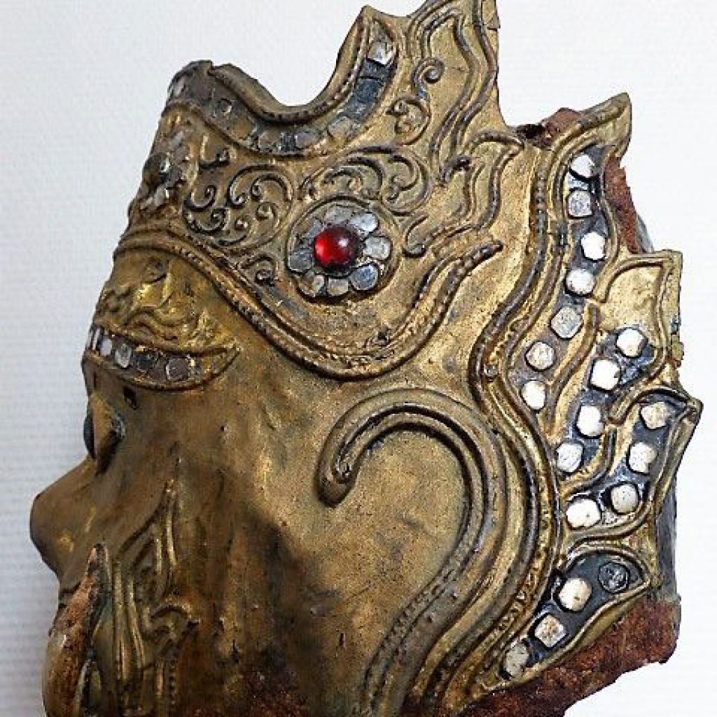 Old khon mask – Masks of the World