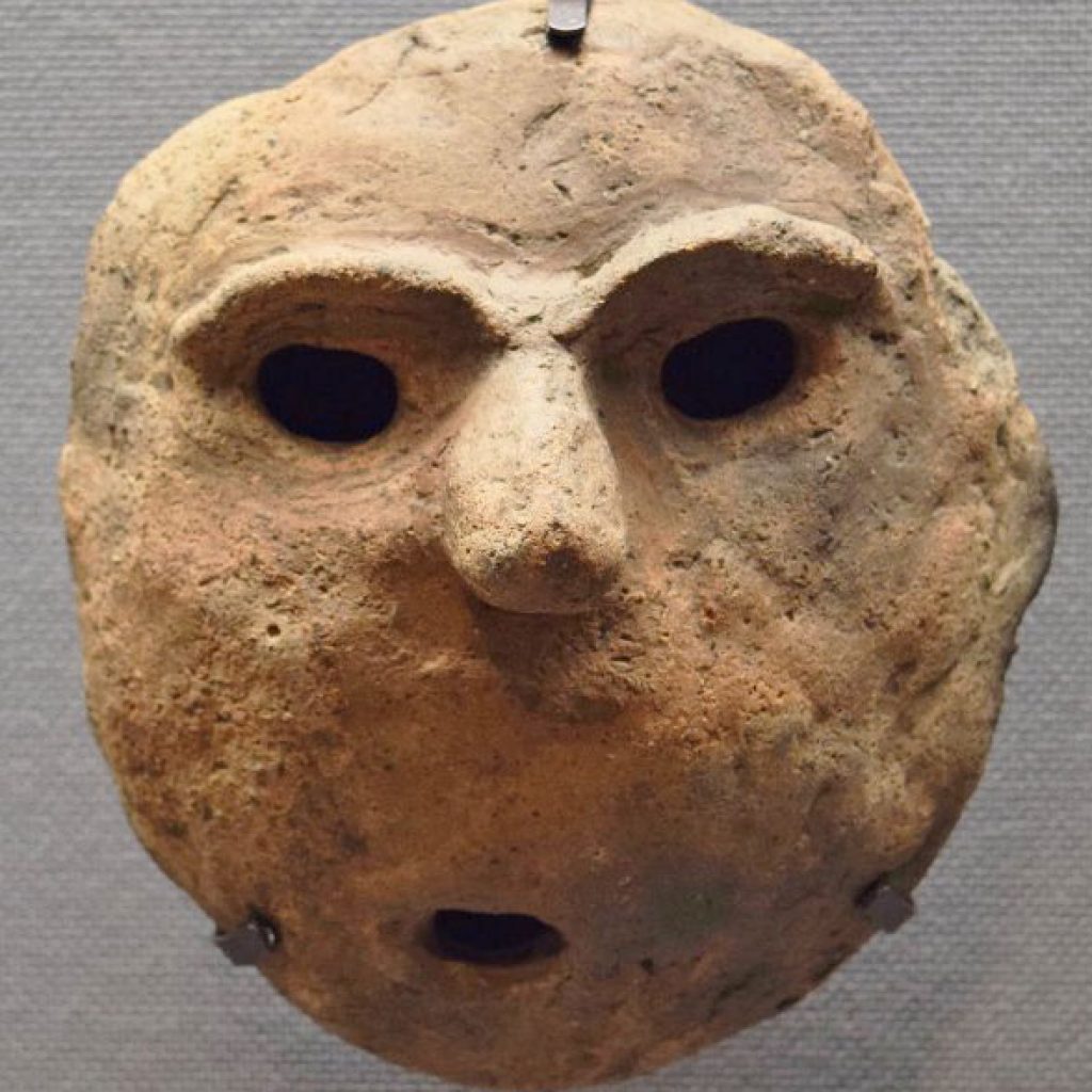 Prehistoric clay masks – Masks of the World