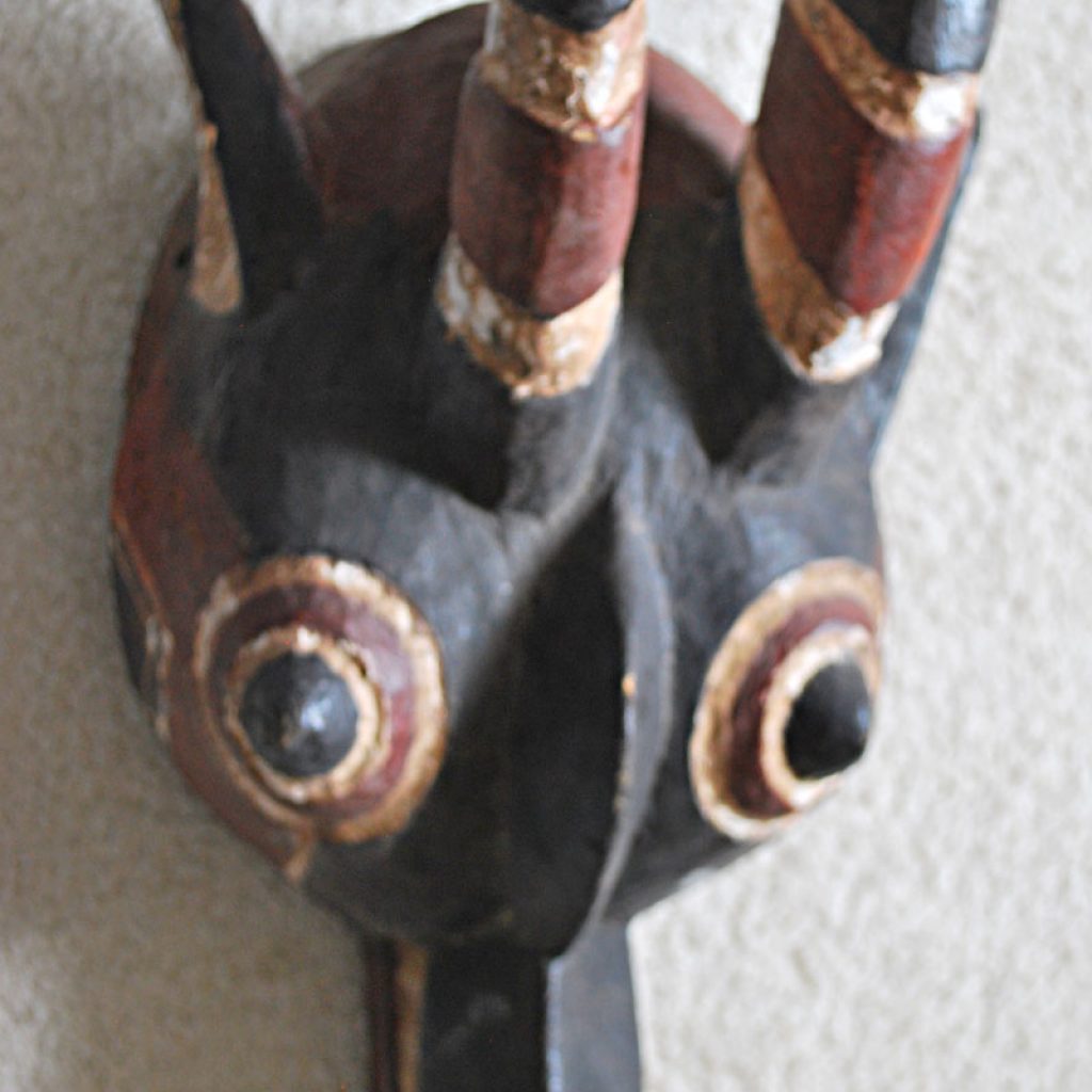 Bobo mask with beak and horns – Masks of the World