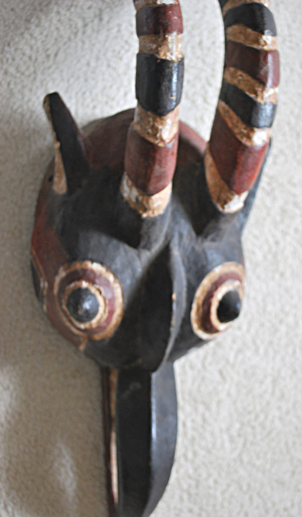 Bobo mask with beak and horns – Masks of the World