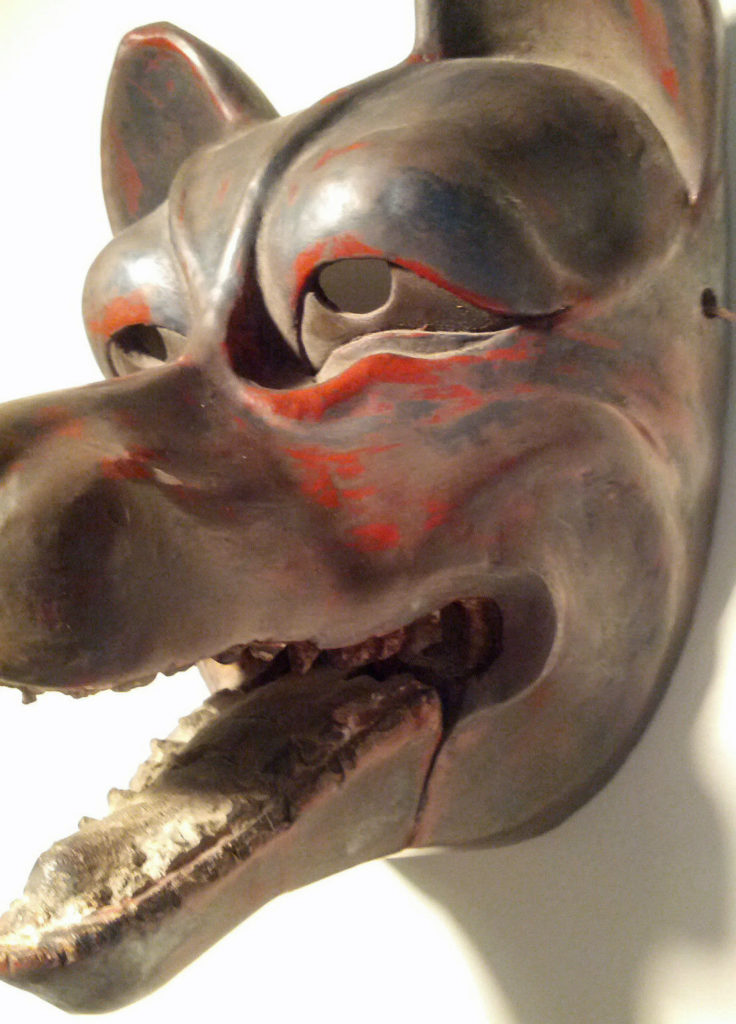 Japanese fox mask with moving jaw – Masks of the World