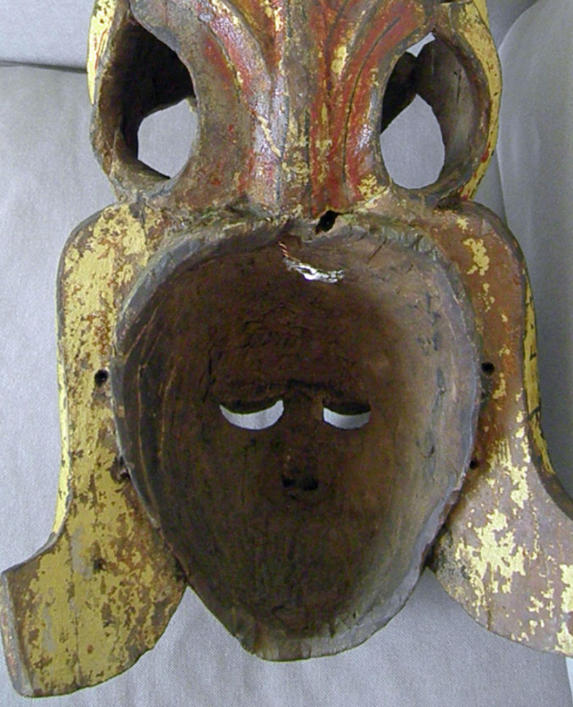 Old mask from India or Thailand? – Masks of the World