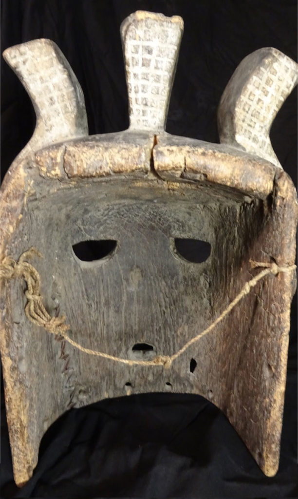 Rare Bindji mask from DRC – Masks of the World