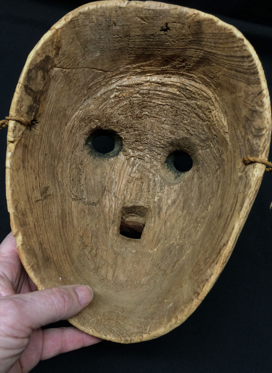 Another mystery mask – Masks of the World