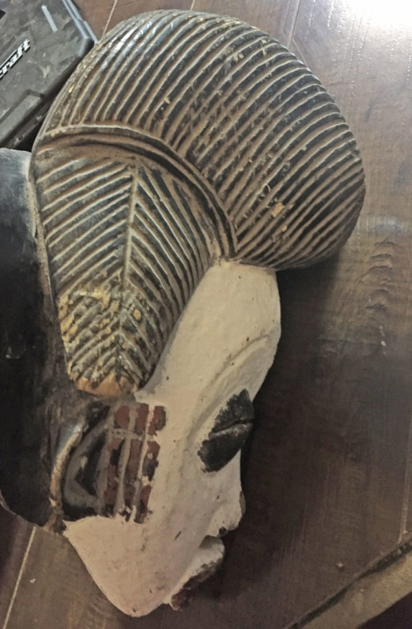 Puno mask from Africa – Masks of the World