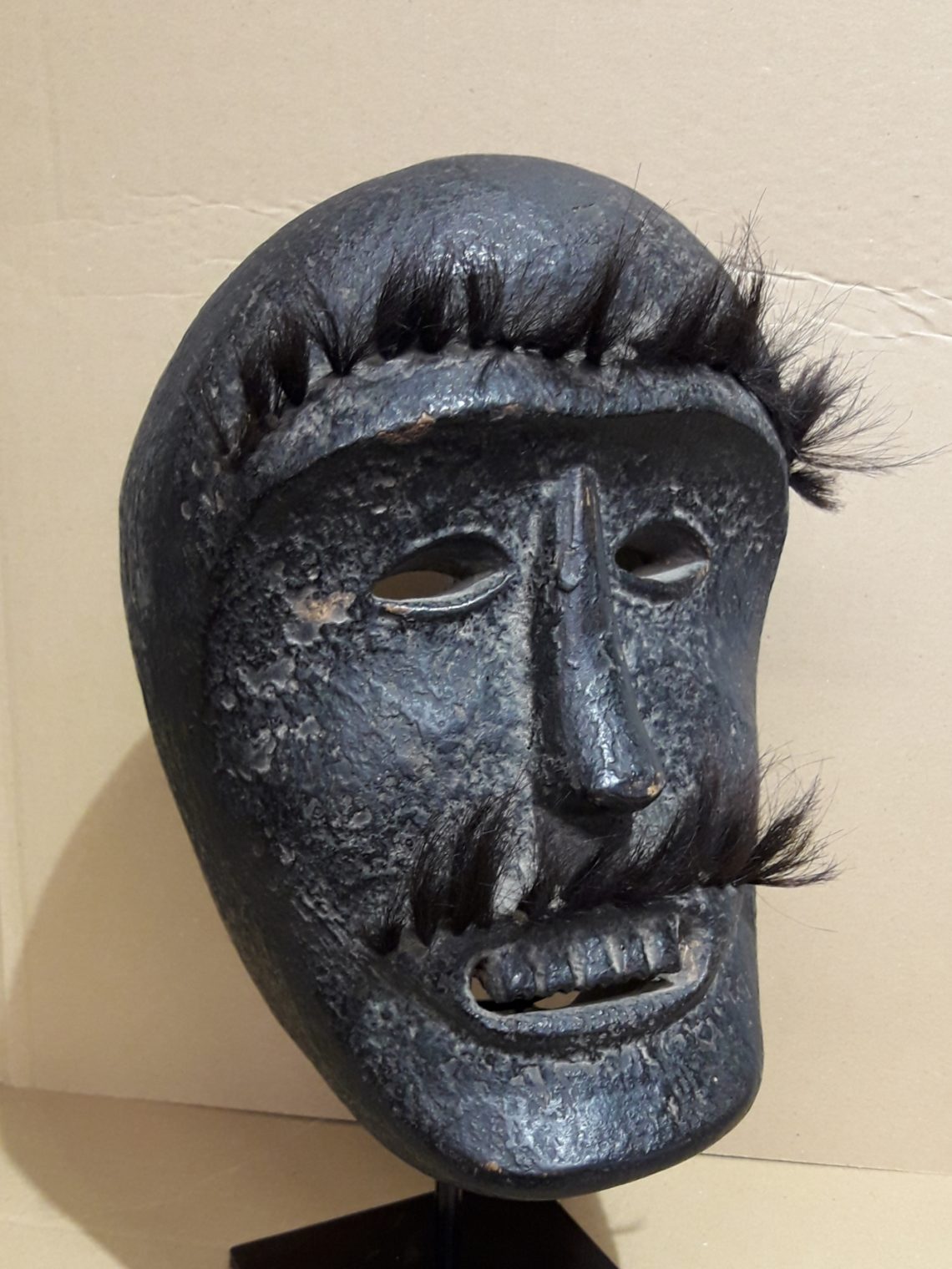 Primitive Nepalese mask – Masks of the World