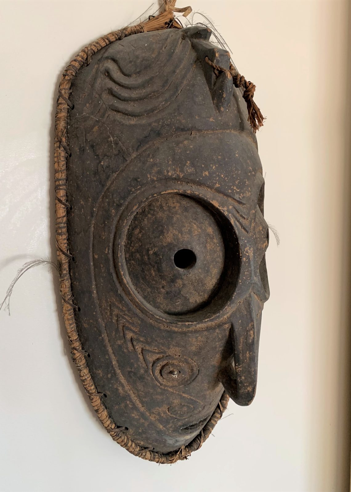 25-in Ramu mask from PNG – Masks of the World