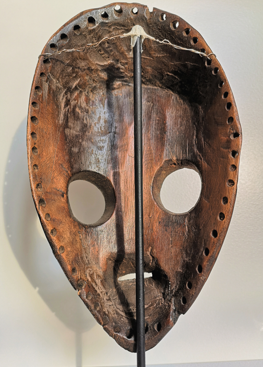 Dan runner mask from West Africa – Masks of the World