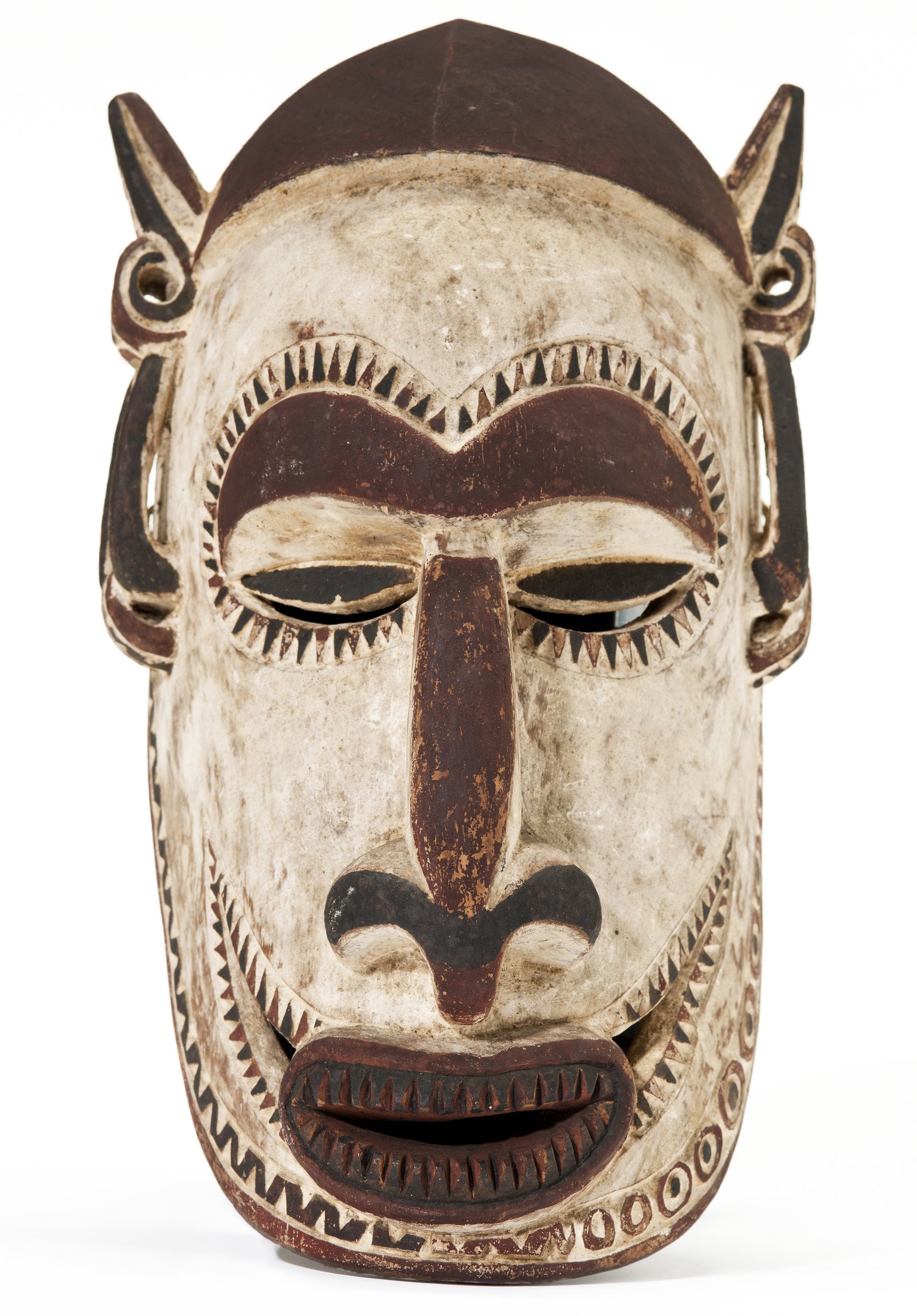 Old Melanesian masks – Masks of the World