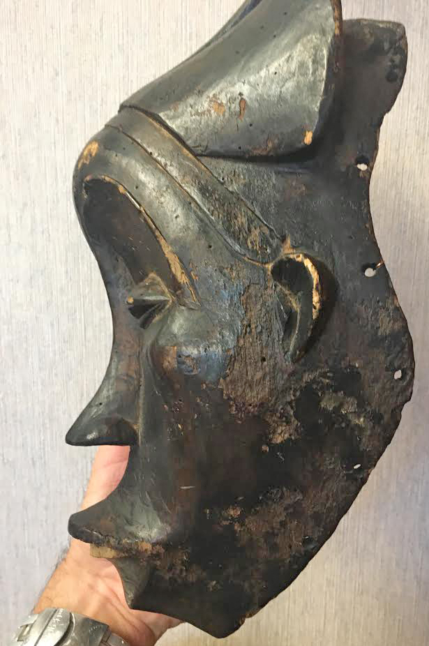 Mysterious Pende mask – Masks of the World