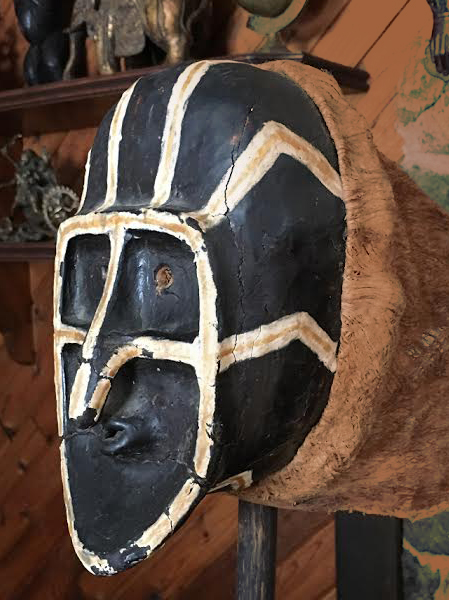 Piaroa-Huarime character mask – Masks of the World